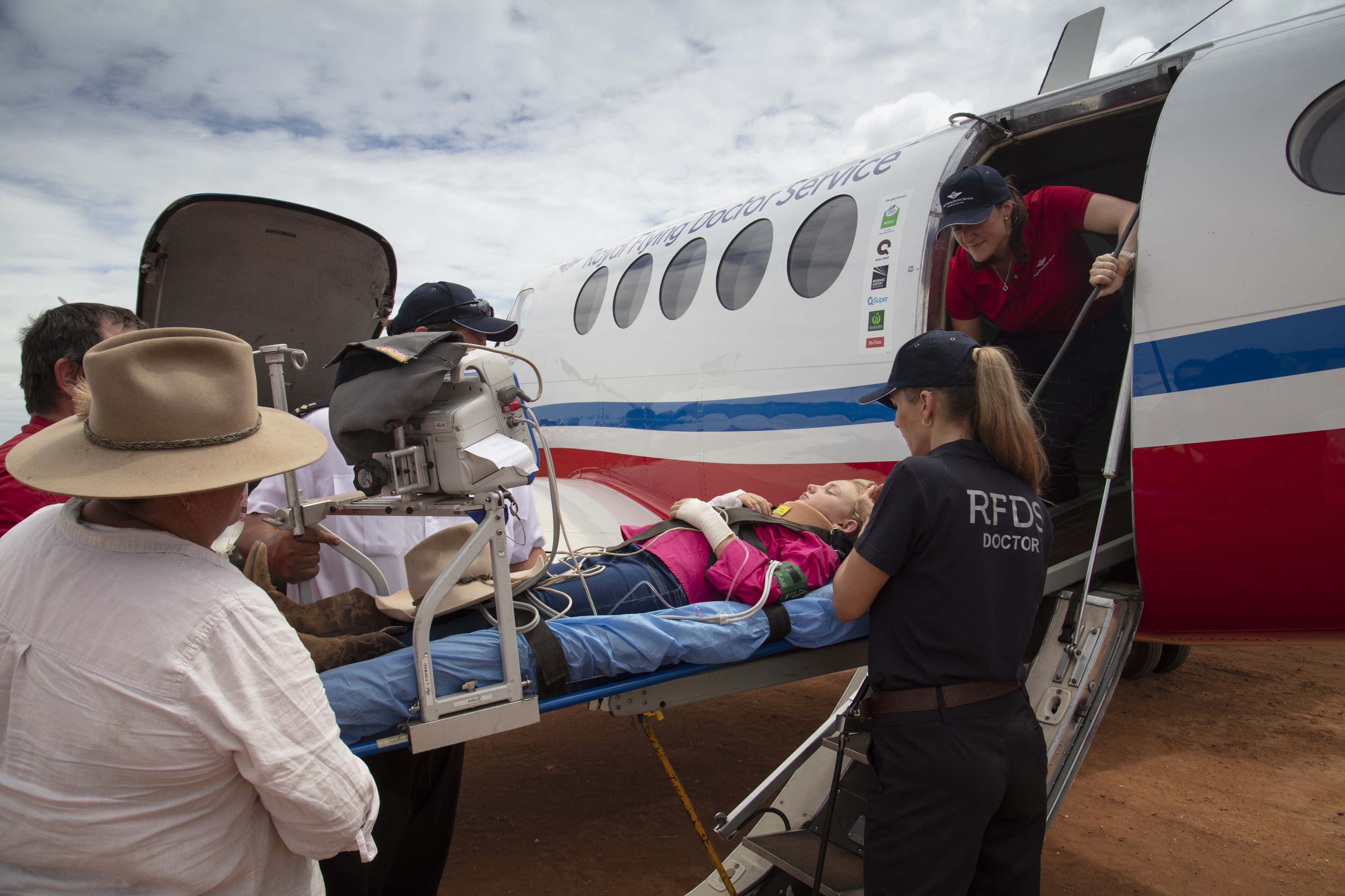 Royal Flying Doctor Service : Home